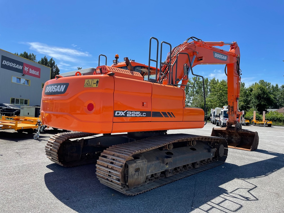 DOOSAN DX 225 LC3 - MNS | Materiel Negoce Services